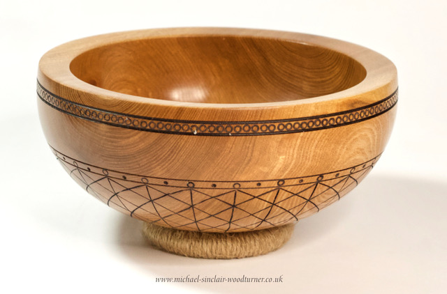 thumbnail_R261 Scottish elm round bottom bowl – The Ness of Brodgar Project