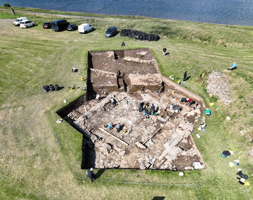 Diary Extra – Photographs of Trench T and Structure One from above ...
