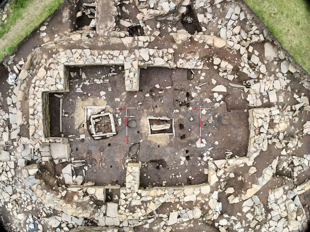 Diary Extra – Photographs of Trench T and Structure One from above ...